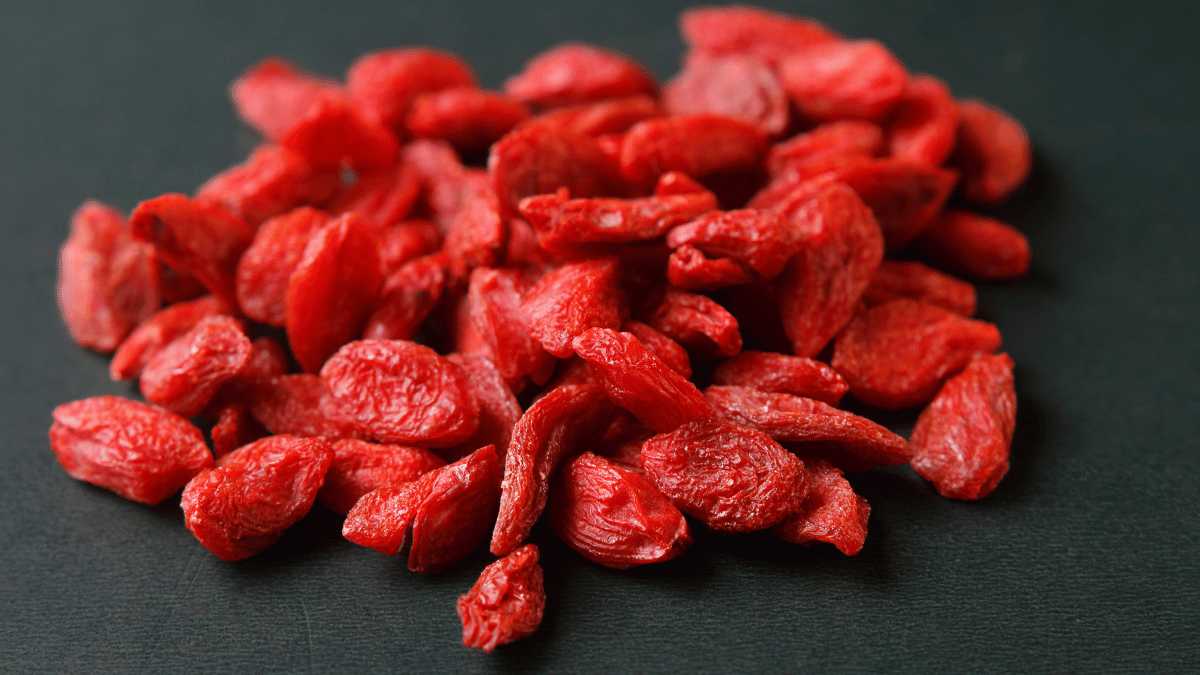 Goji Berries for Skin: Benefits, Uses, and Side Effects | Clinikally